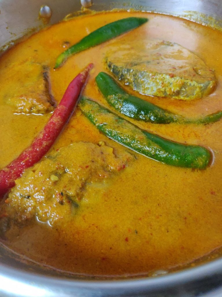 Resepi gulai ikan tongkol ala Kelantan yang lezat dan pekat - Majalah Ilmu